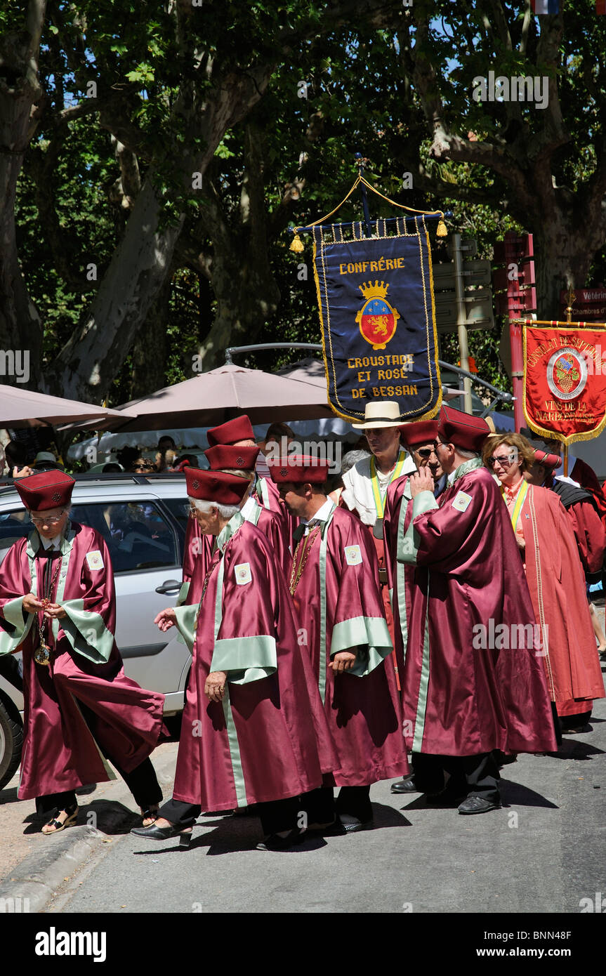 Aoc costume hi-res stock photography and images - Alamy