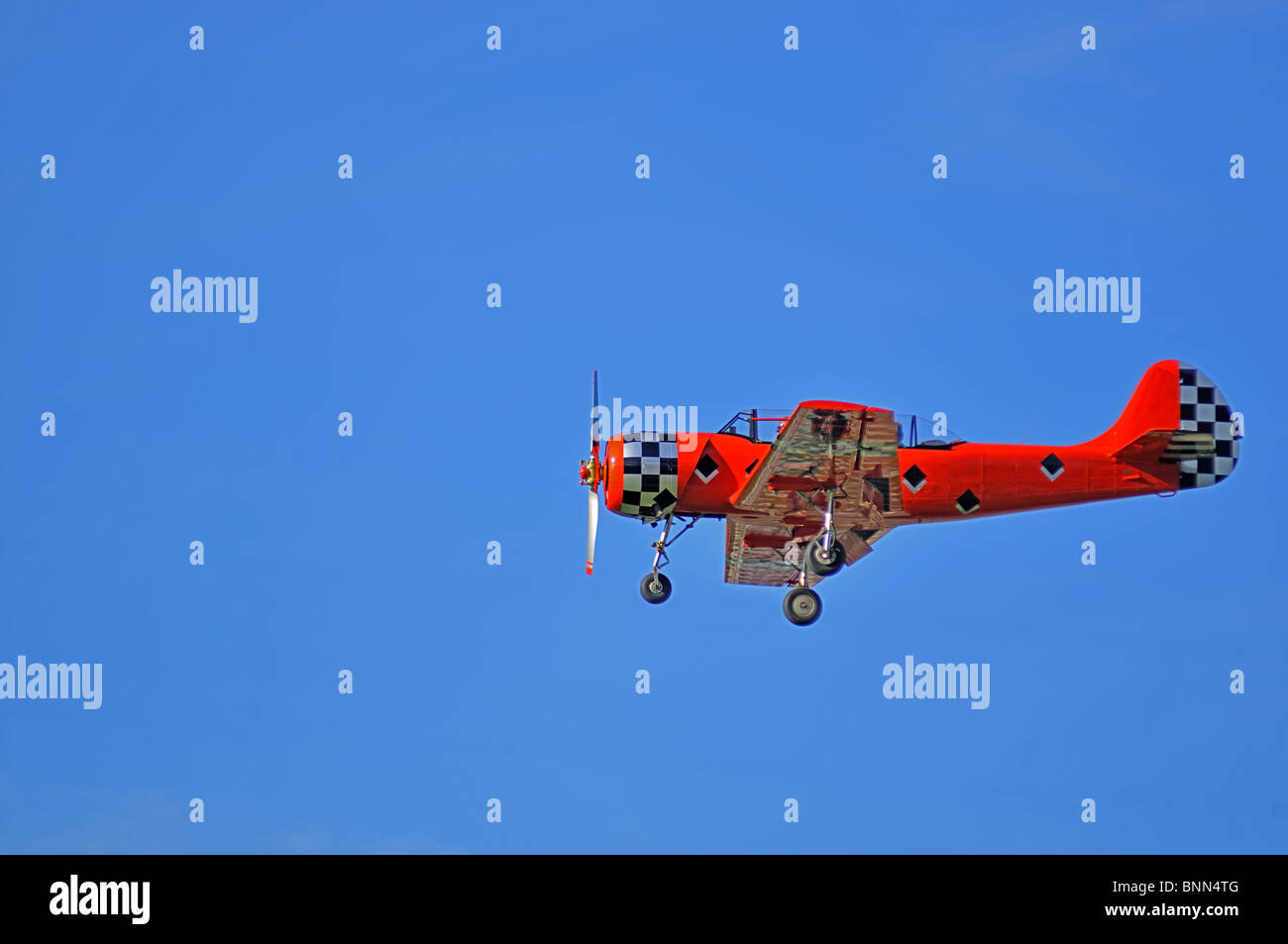 yak-52 yakovlev russian russia plane airplane wings flight flying ...