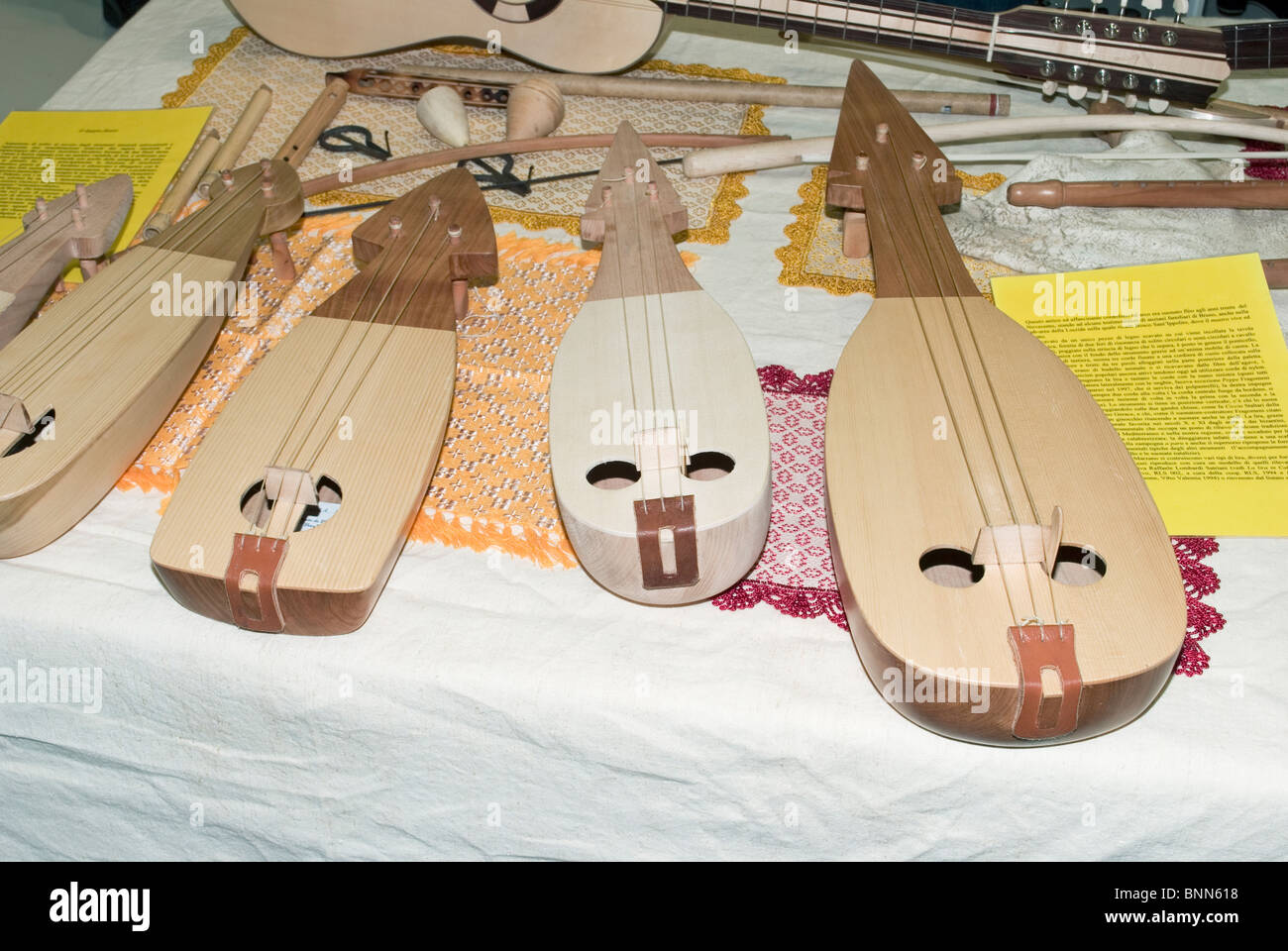 Lyre instrument hi-res stock photography and images - Alamy