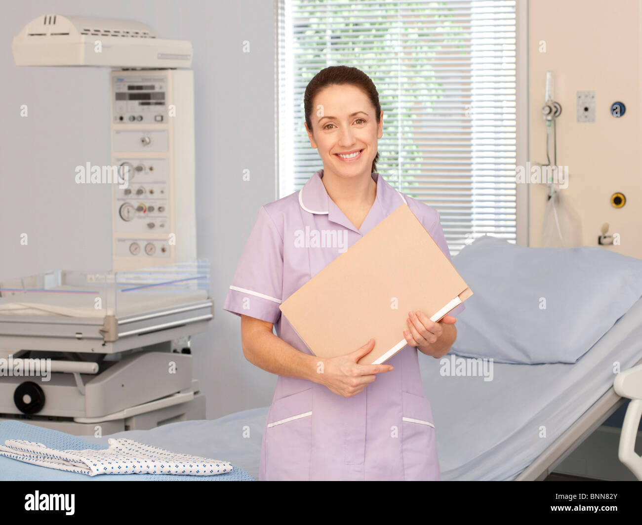 Midwife in uniform hi-res stock photography and images - Alamy