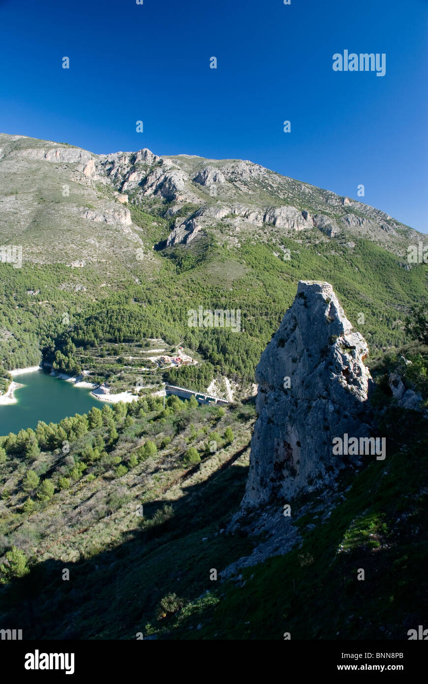Embalse de guadalest hi-res stock photography and images - Alamy