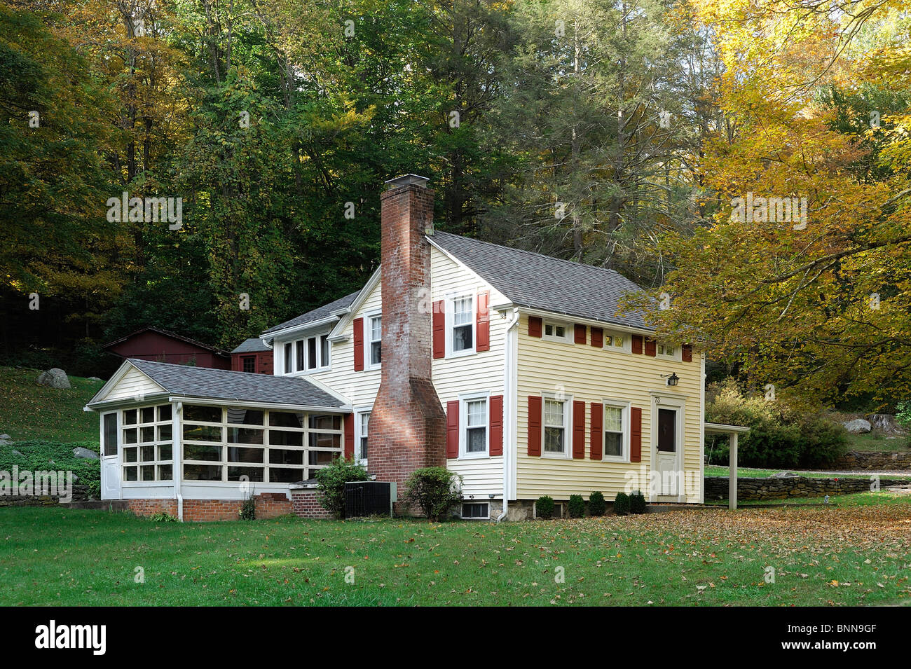 Old Gas Station Route 66 nostalgia Kent Connecticut fall leaves USA ...