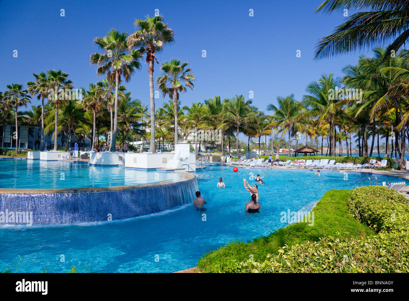 The pool area of the Caribe Hilton resort in San Juan, Puerto Rico ...