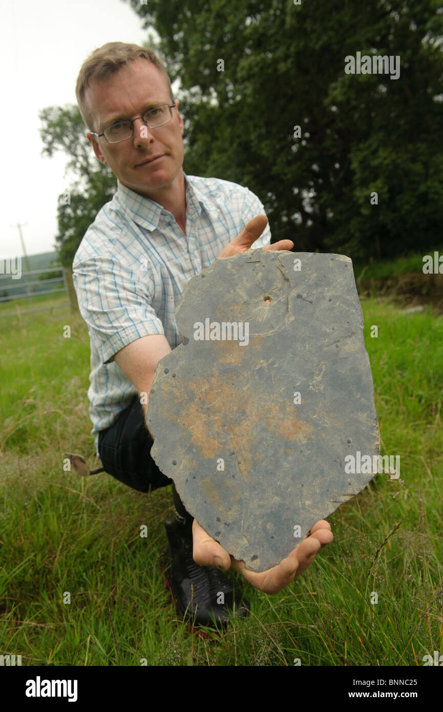 Artefacts dig hi-res stock photography and images - Alamy