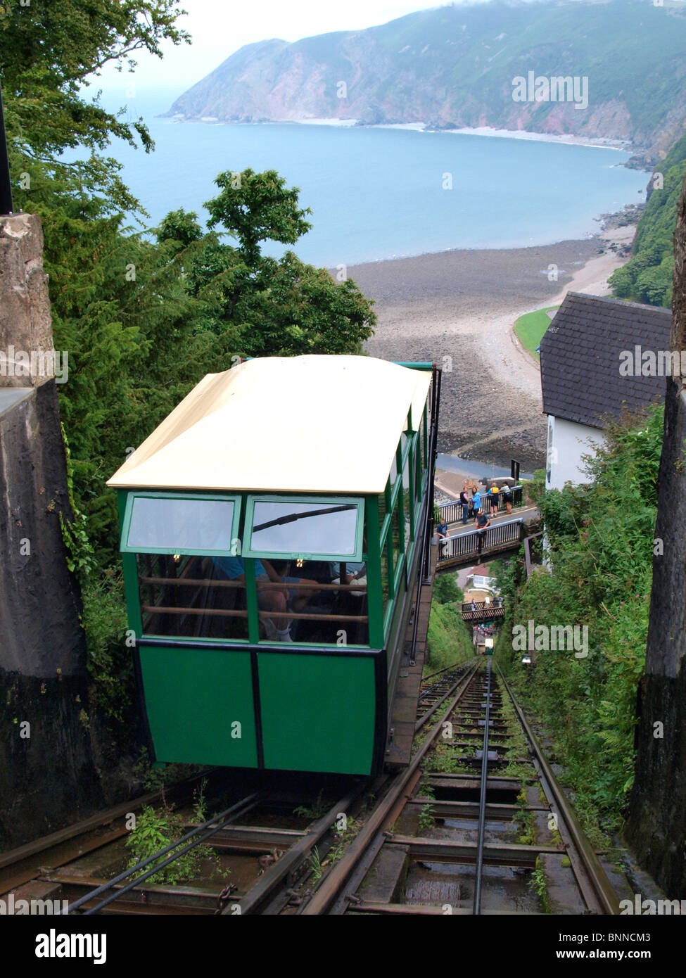 Lynton and lynmouth cliff railway hi-res stock photography and images ...