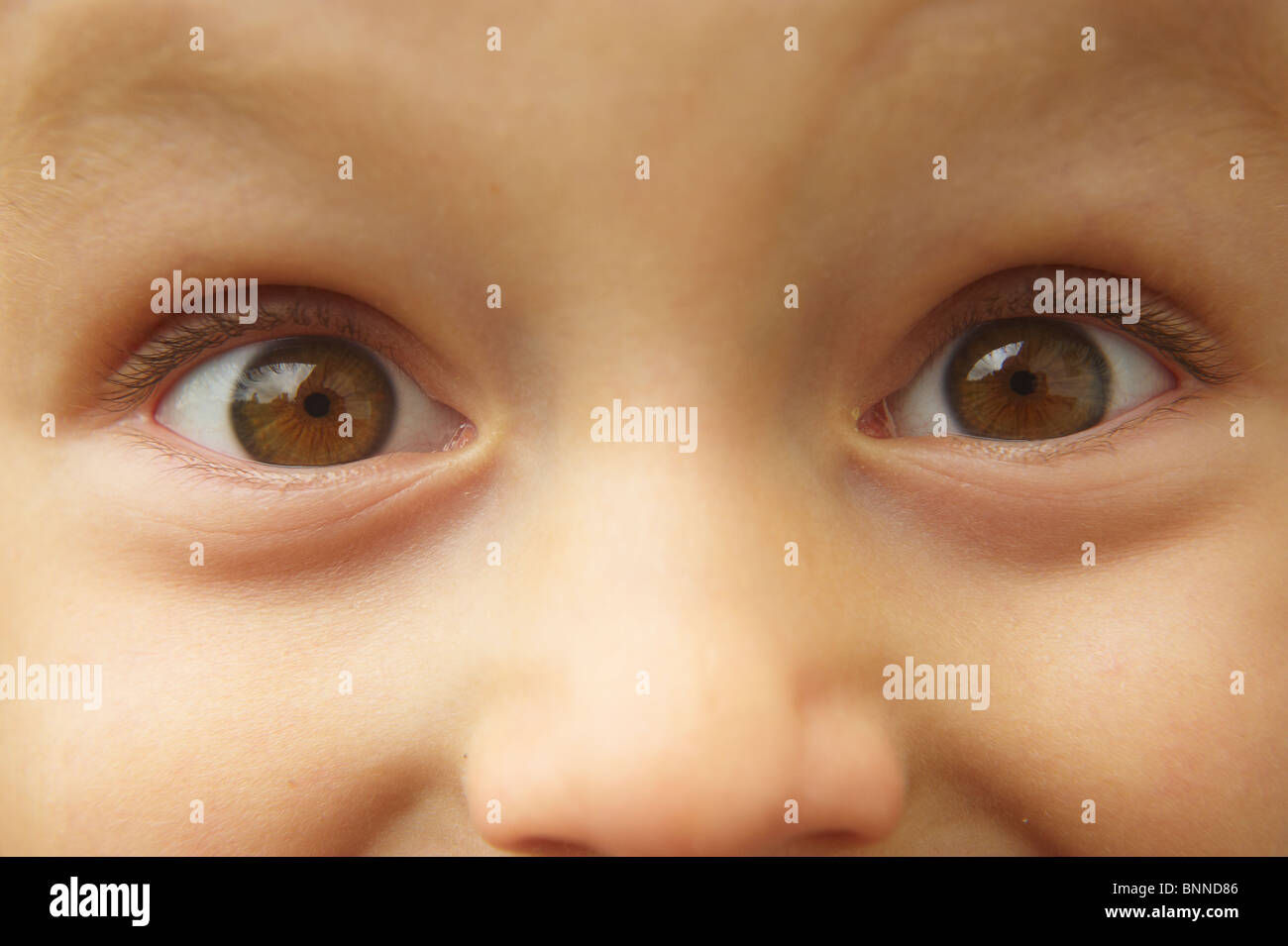 Defenceless child hi-res stock photography and images - Alamy