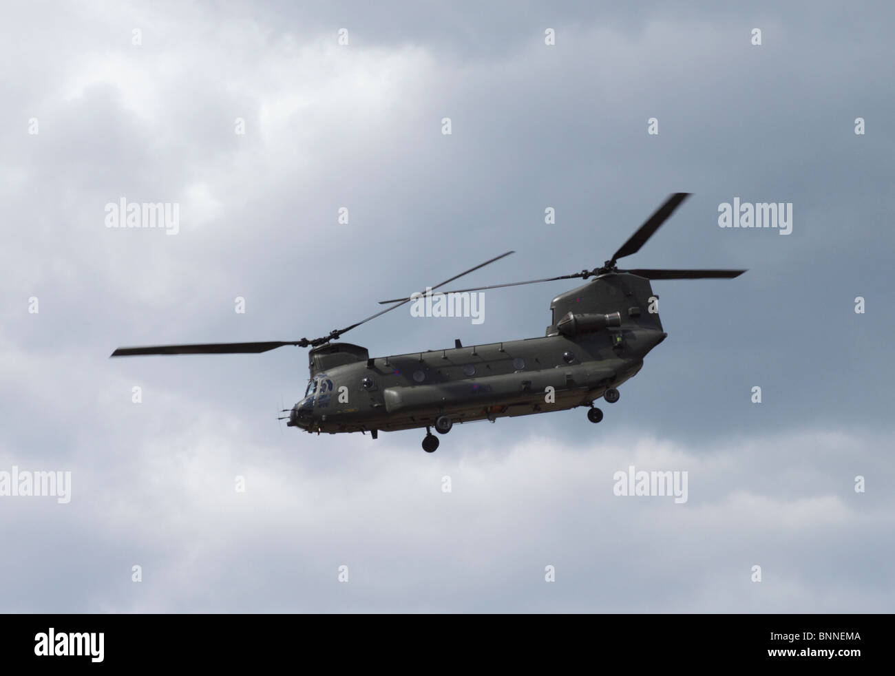 Boeing Vertol Chinook helicopter flying at the Farnborough Airshow 2010 ...