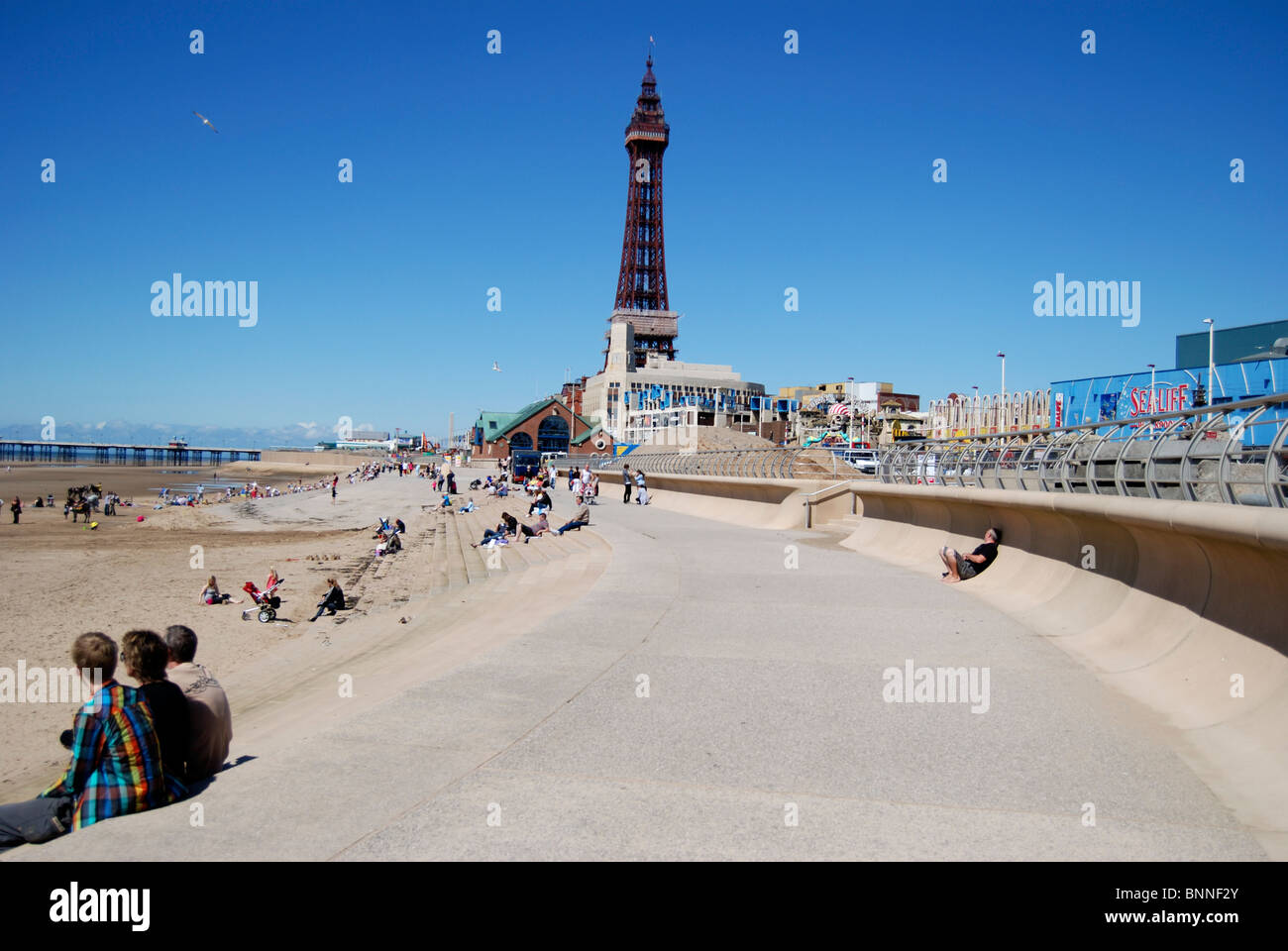 Blackpool tower and beach Stock Photo - Alamy