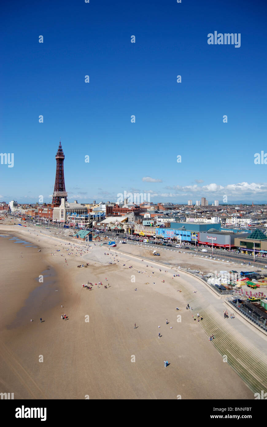 Blackpool beach sunny tower hi-res stock photography and images - Alamy