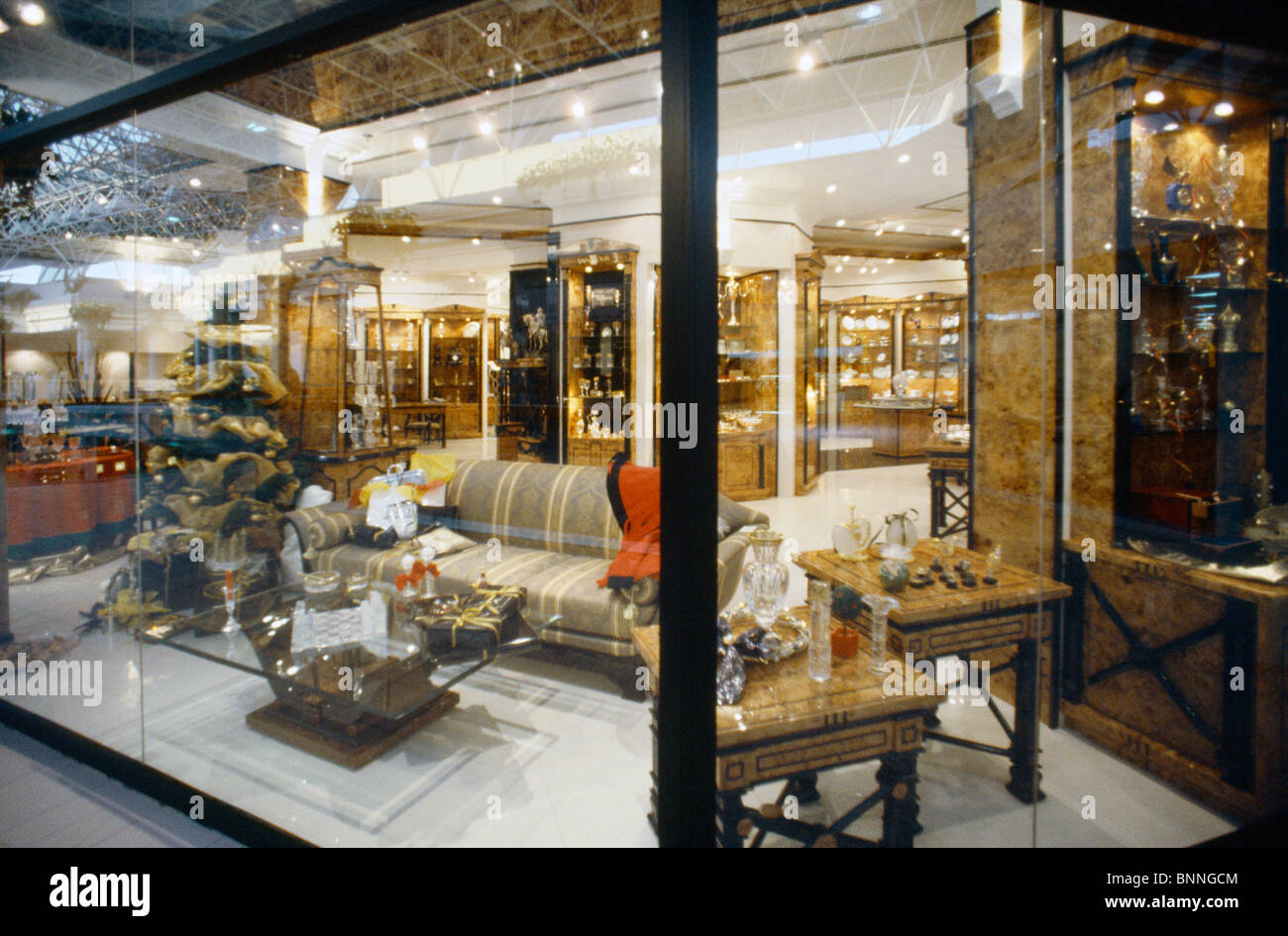 Dubai UAE Wafi Shopping Mall Antique Shop Stock Photo - Alamy