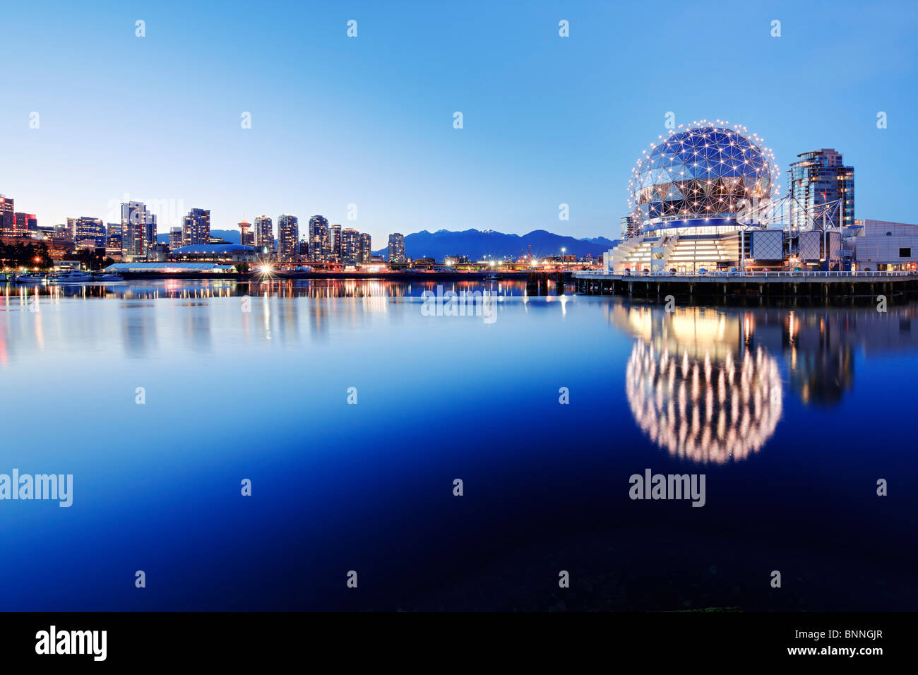 Science world hi-res stock photography and images - Alamy