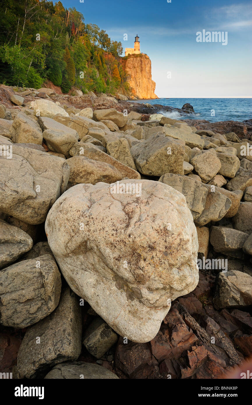 Lighthouse cliff Lake Superior Split Rock Lighthouse State Park North ...