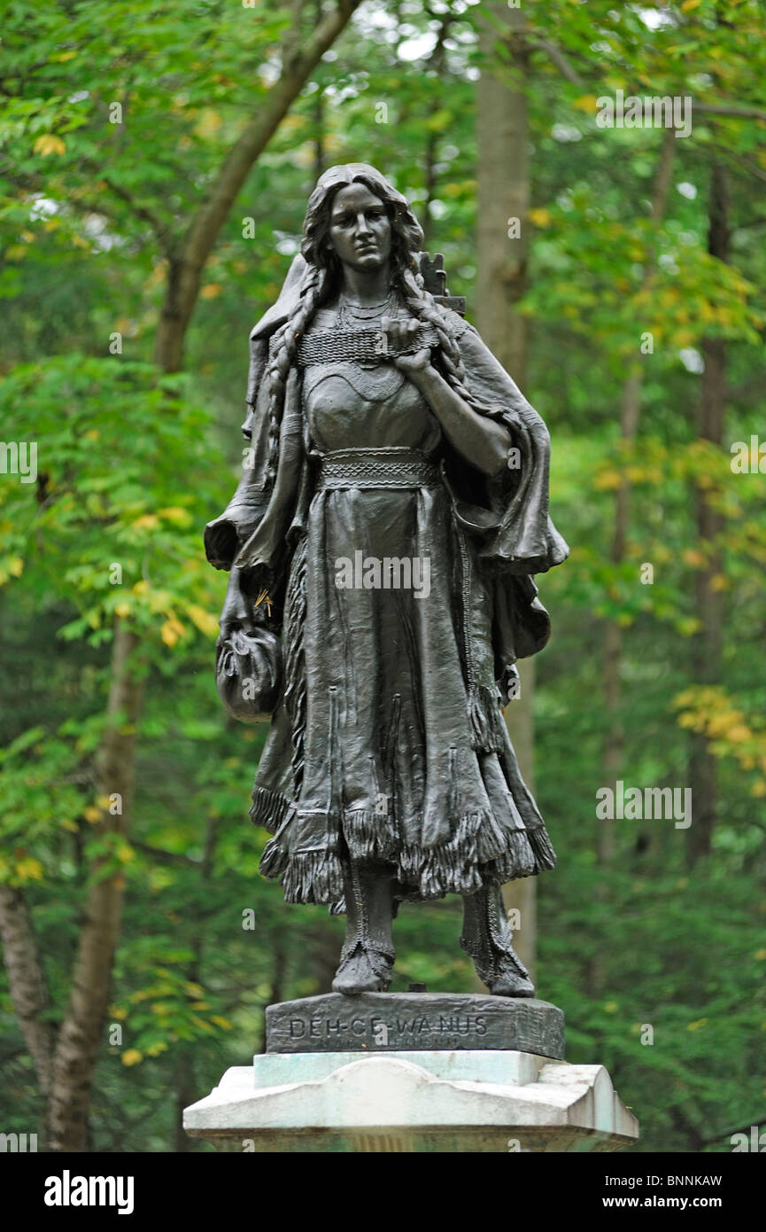 Seneca statue hi-res stock photography and images - Alamy