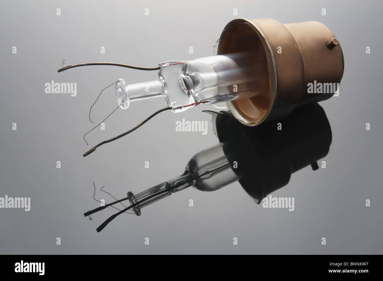 Electricity light bulb damaged broken hi-res stock photography and ...