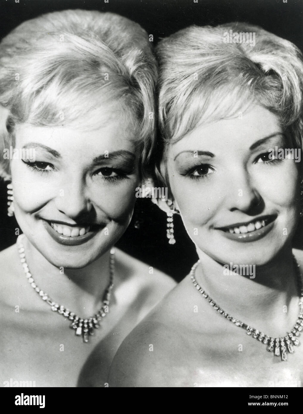 CARSON TWINS - US vocal duo Stock Photo - Alamy