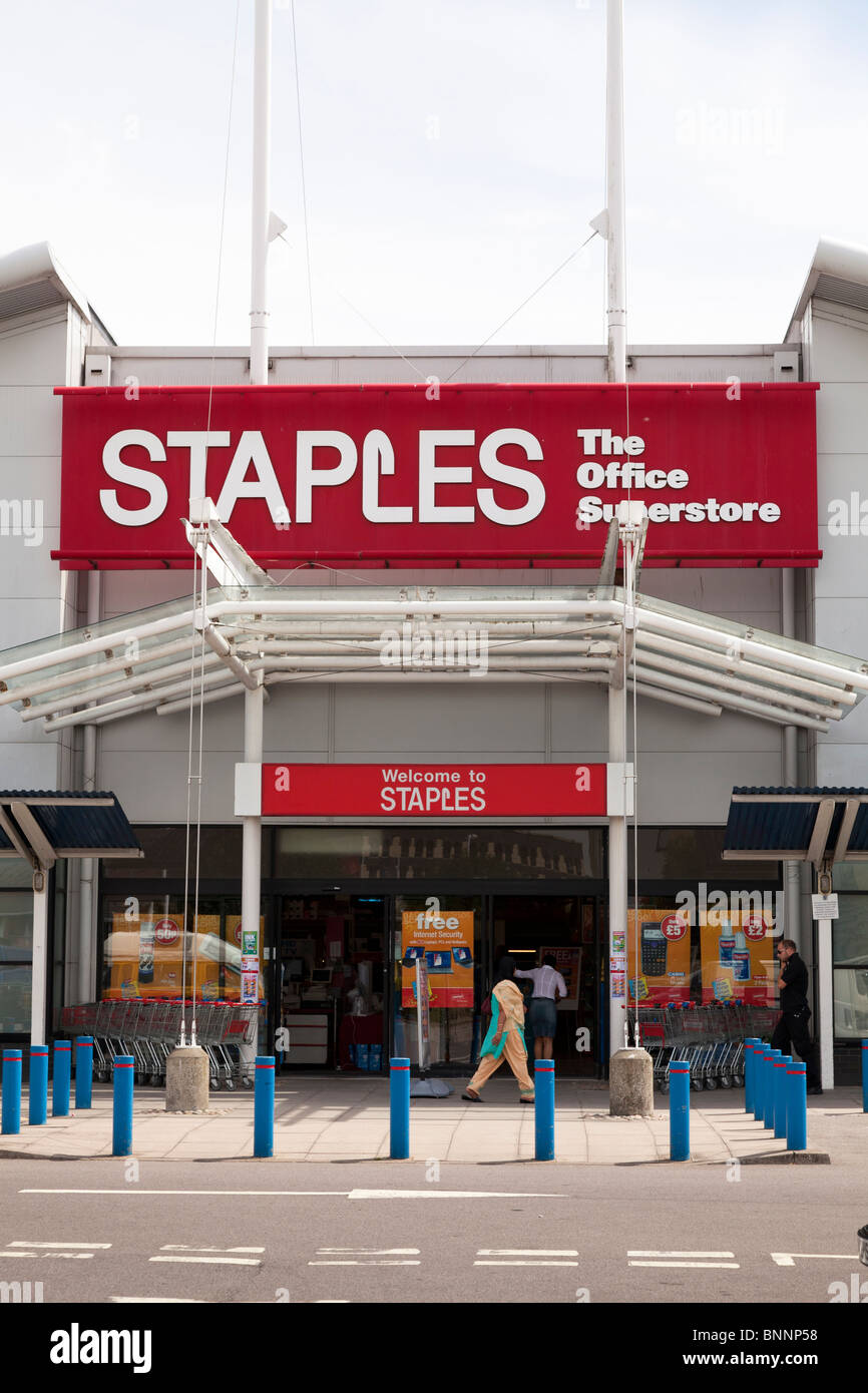 Staples uk hi-res stock photography and images - Alamy
