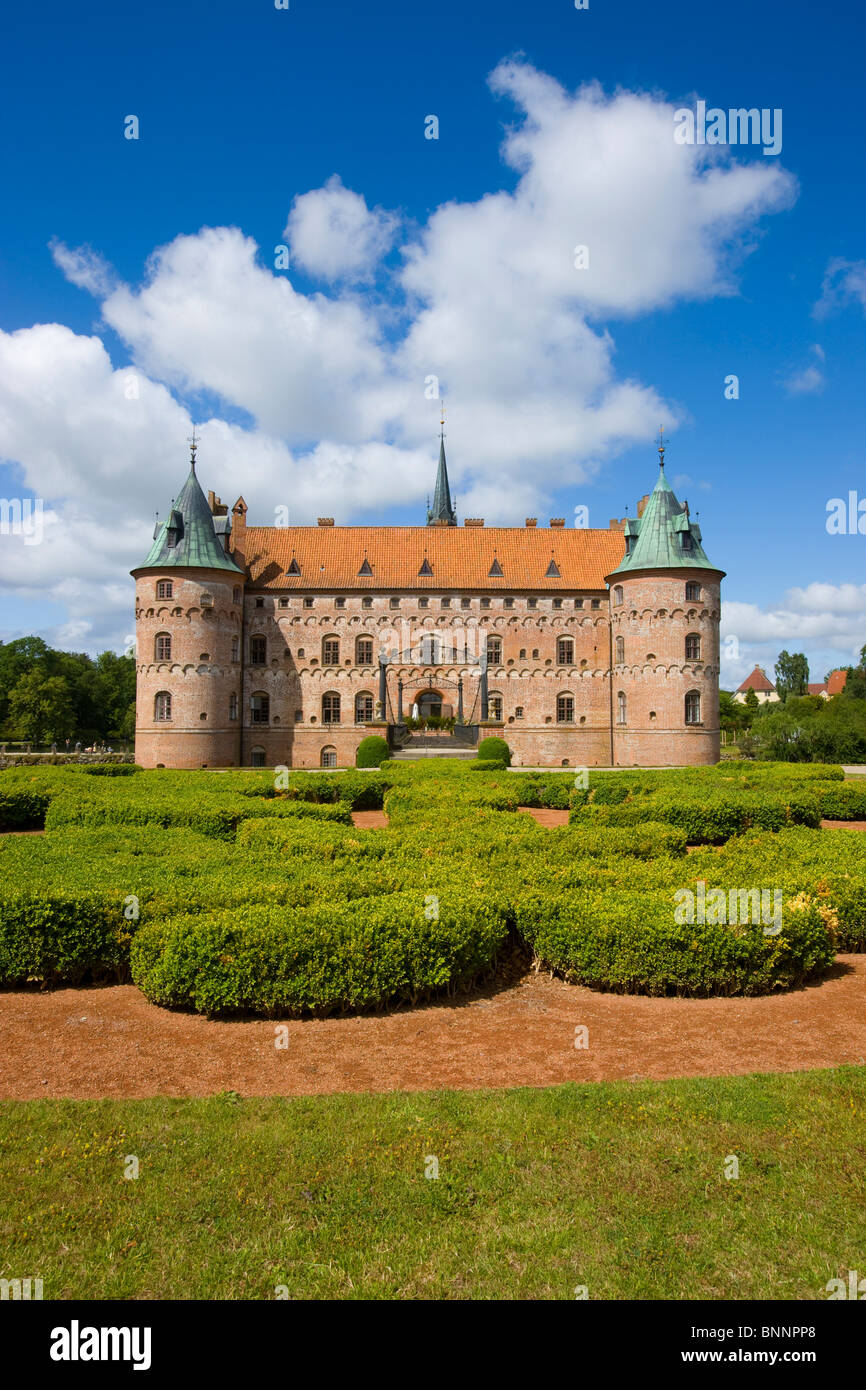 Egeskov castle denmark hi-res stock photography and images - Alamy