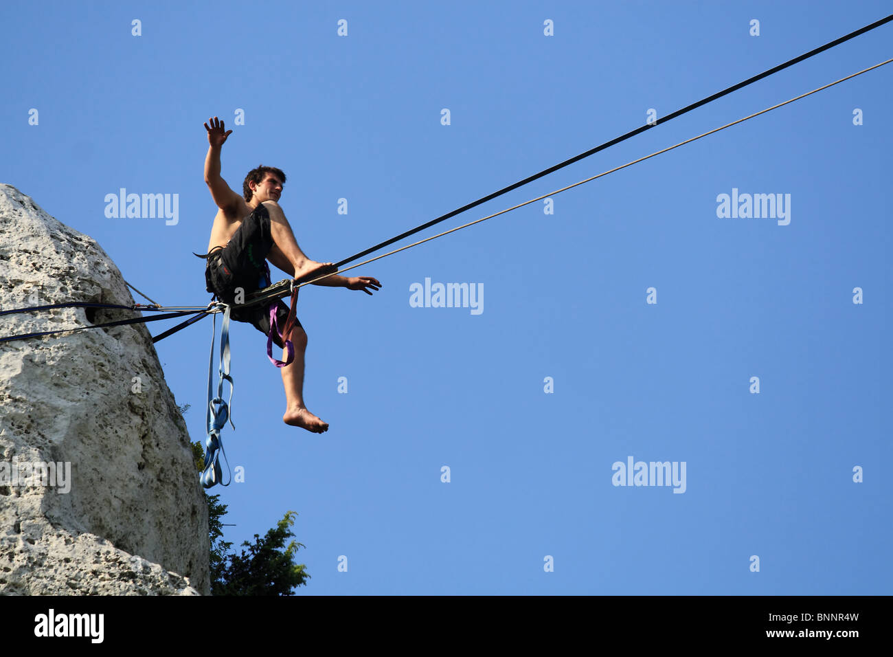 Slacklining hi-res stock photography and images - Alamy