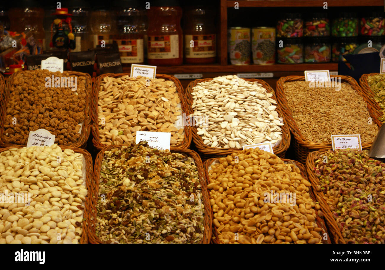 Displayed barcelona hi-res stock photography and images - Alamy