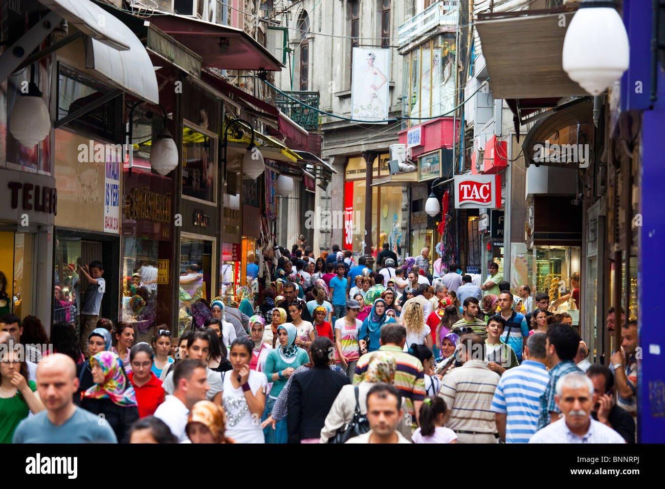 Crowded pedestrian shopping street in the bazaar in Trabzon, Turkey ...