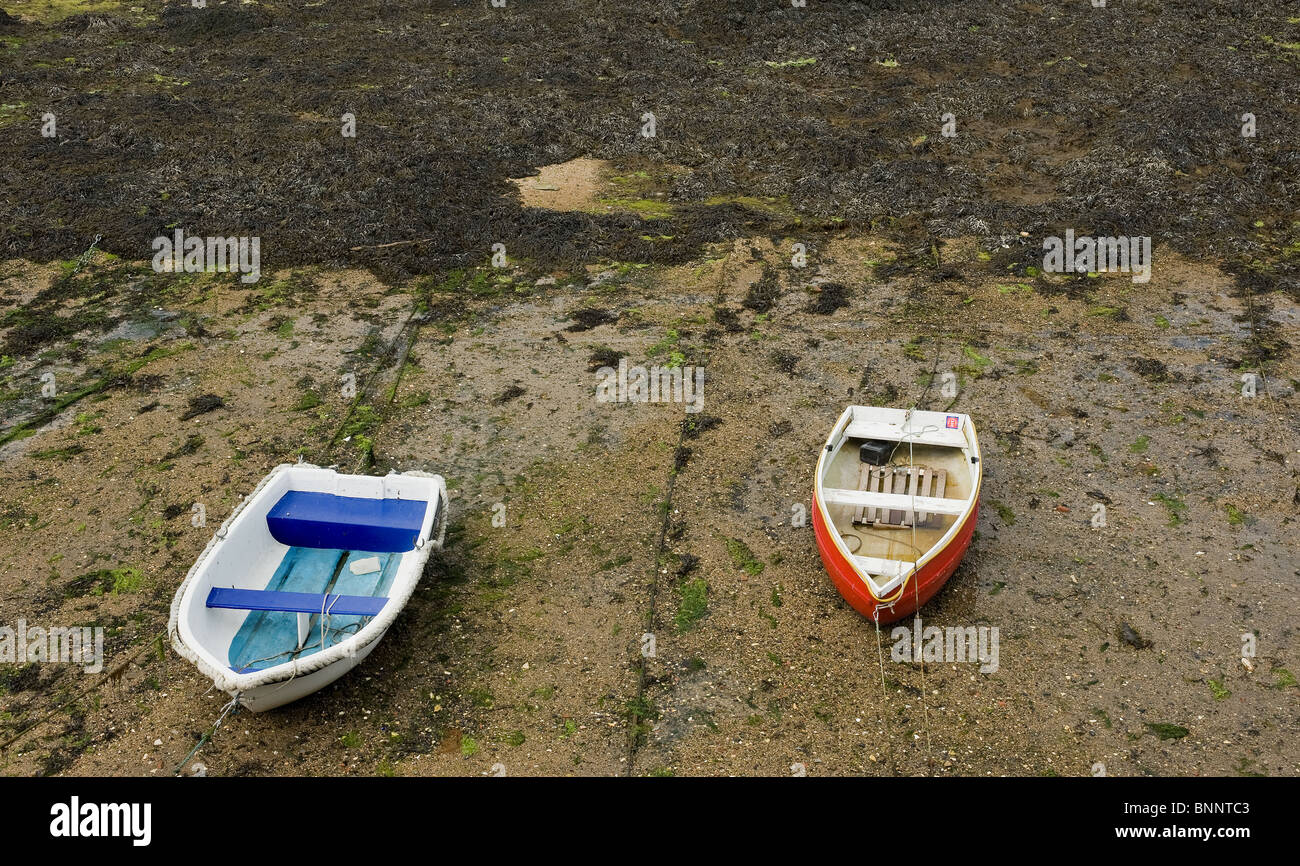 Two boats beached hi-res stock photography and images - Alamy
