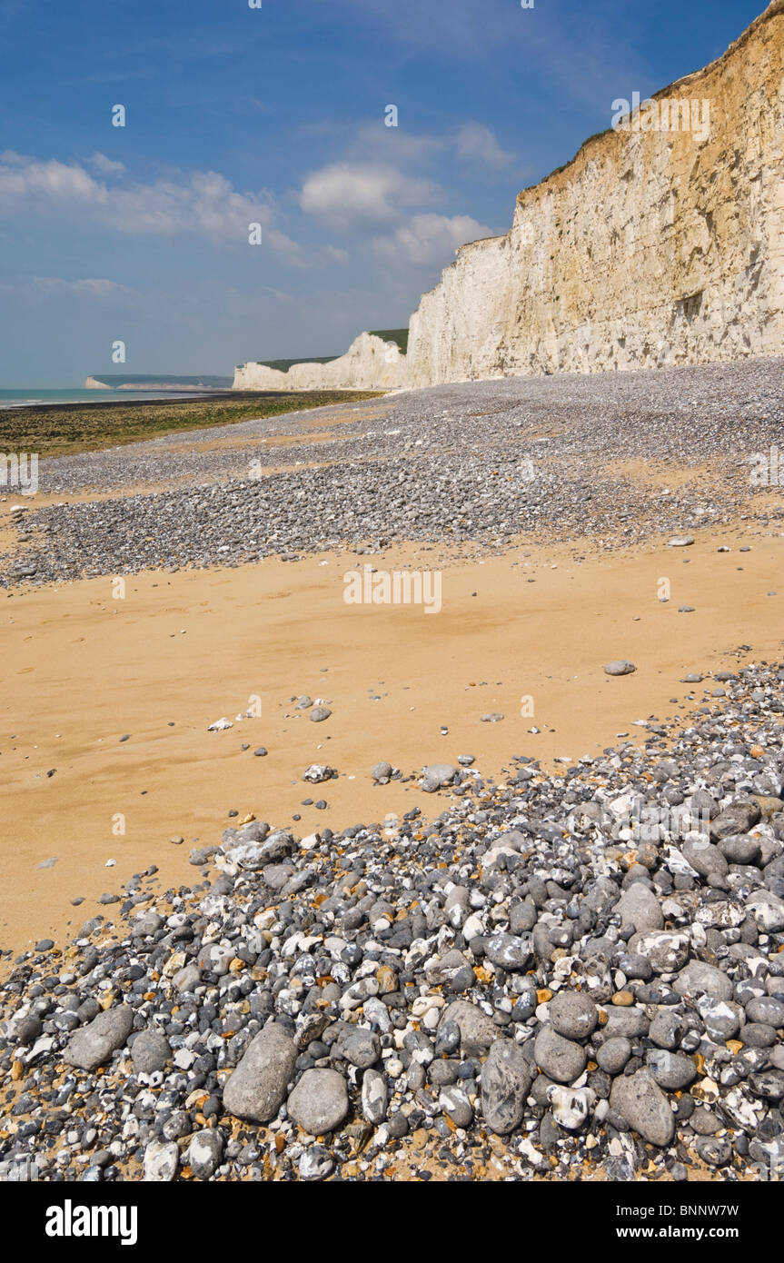View of The Seven Sisters cliffs, Birling Gap beach, South Downs ...