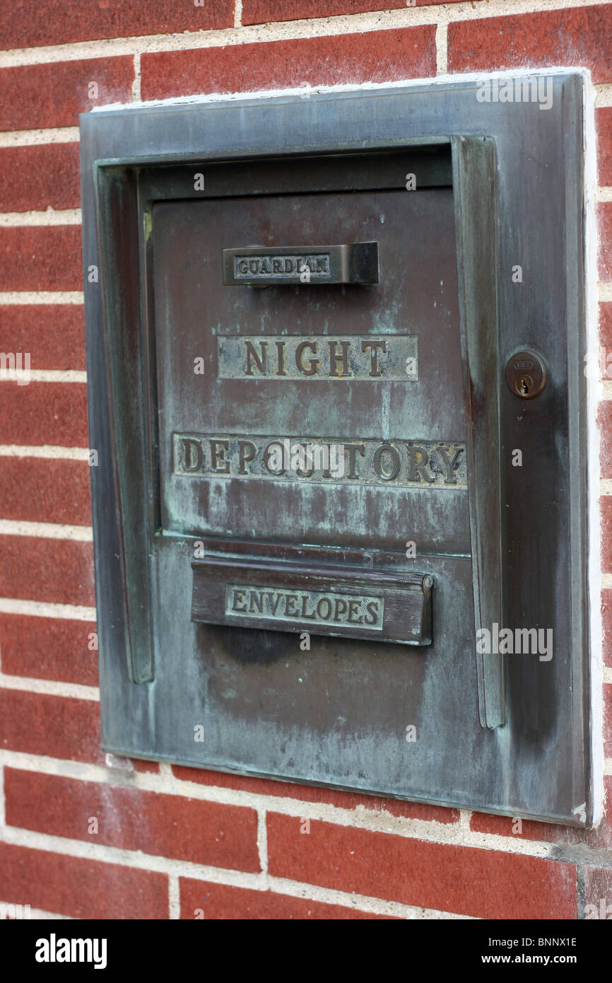 Night deposit hi-res stock photography and images - Alamy