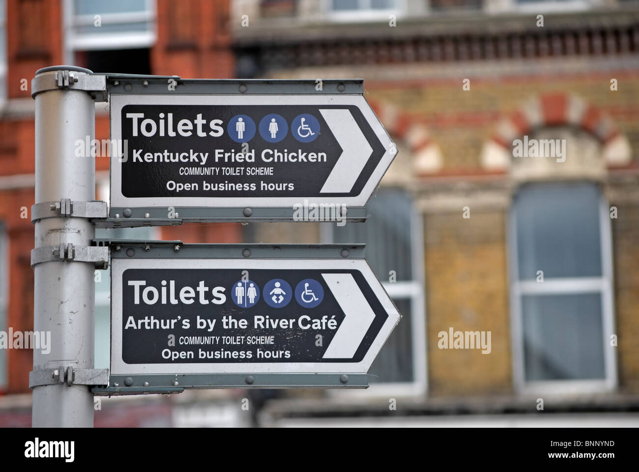 Public toilet sign hi-res stock photography and images - Alamy