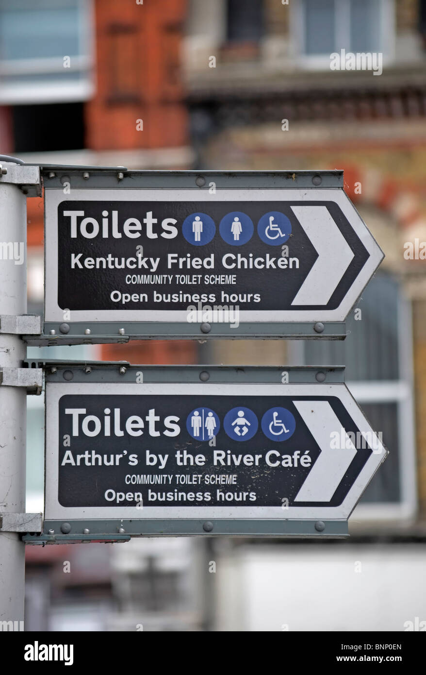 Public toilet signs hi-res stock photography and images - Alamy