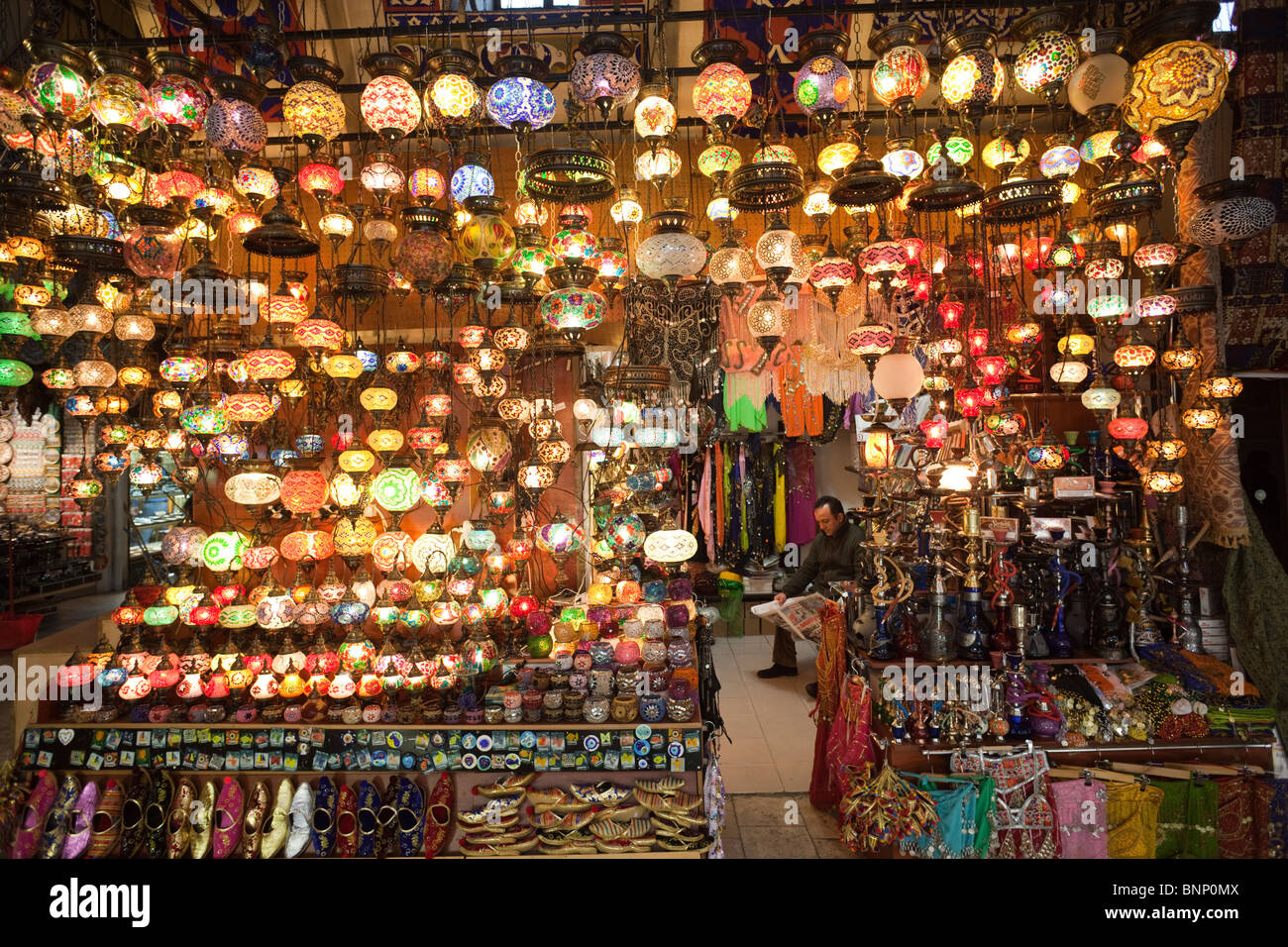 Turkey Istanbul Sultanahmet Grand Bazaar Bazaar Bazaars Market Markets ...