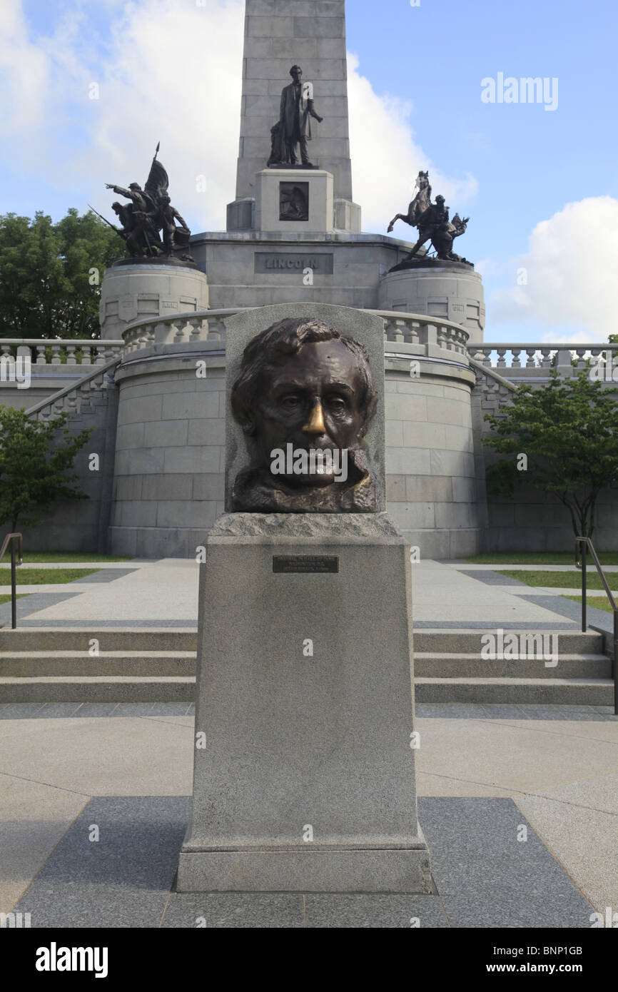 Lincoln's tomb springfield hi-res stock photography and images - Alamy