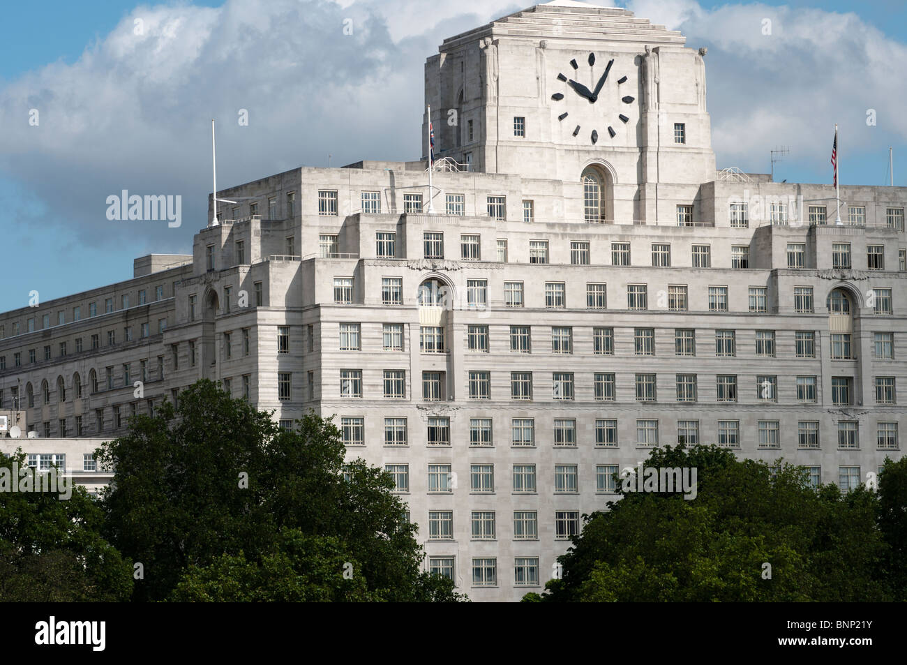 Art Deco Shell Mex Building Stock Photo - Alamy