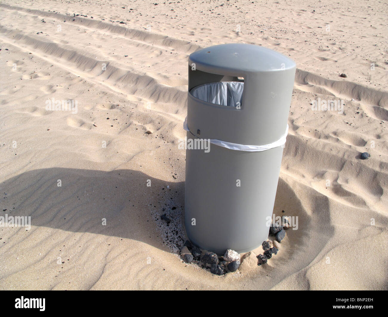 Beach garbage spain hi-res stock photography and images - Alamy