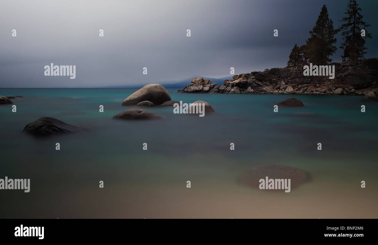 Timed-exposure reveals the colors and clarity of Lake Tahoe, California ...
