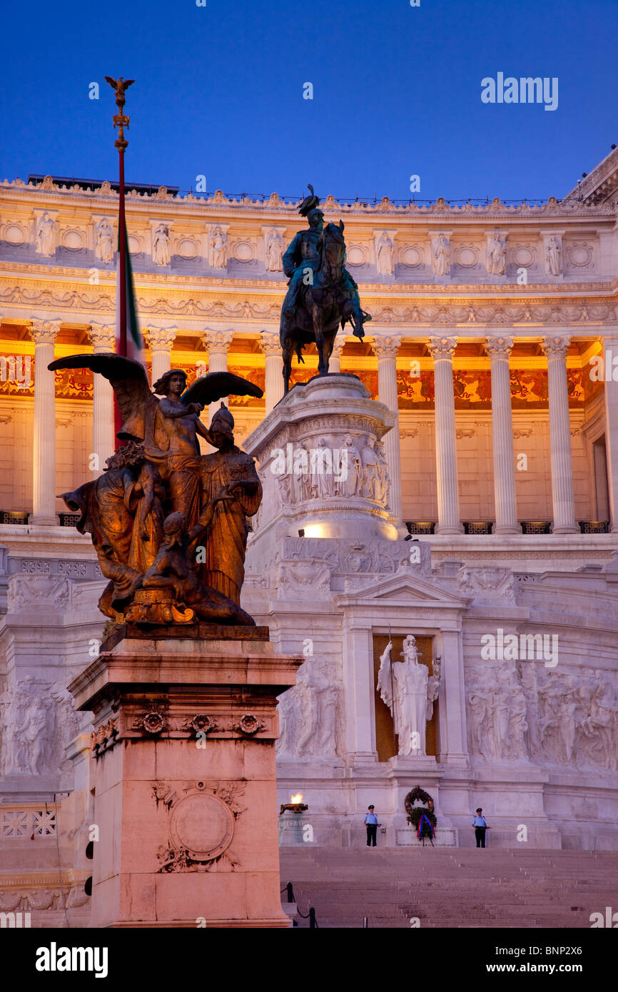 Tomb of the unknown soldier rome hi-res stock photography and images ...