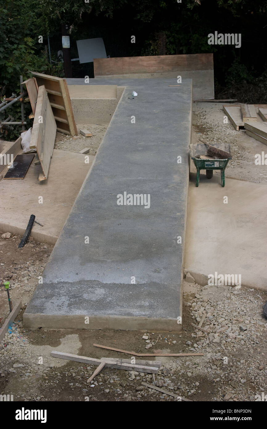 construction concrete disabled access path ramp Stock Photo - Alamy