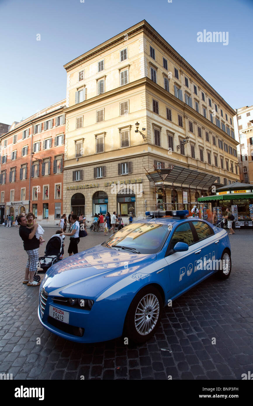 Police car at Piazza di Spagna in Rome, Italy Stock Photo - Alamy