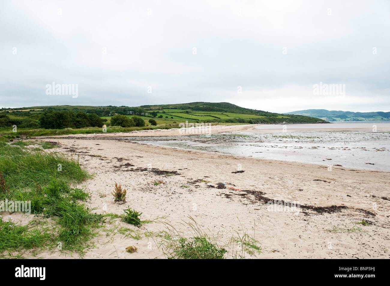Empty beach scene sky rain hi-res stock photography and images - Alamy