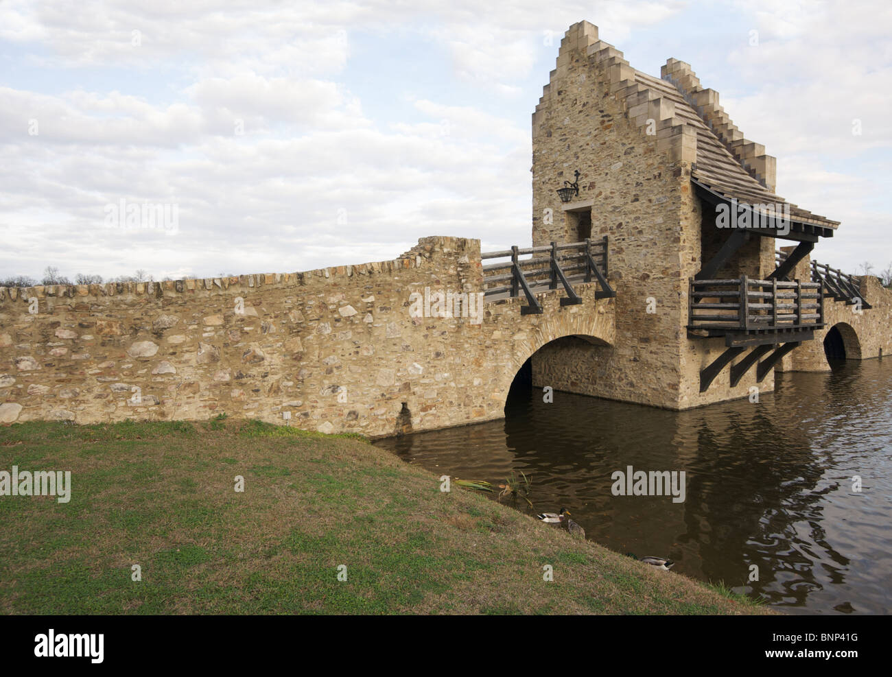 Ancient Medieval Replica Bridge Over River Water Stock Photo - Alamy