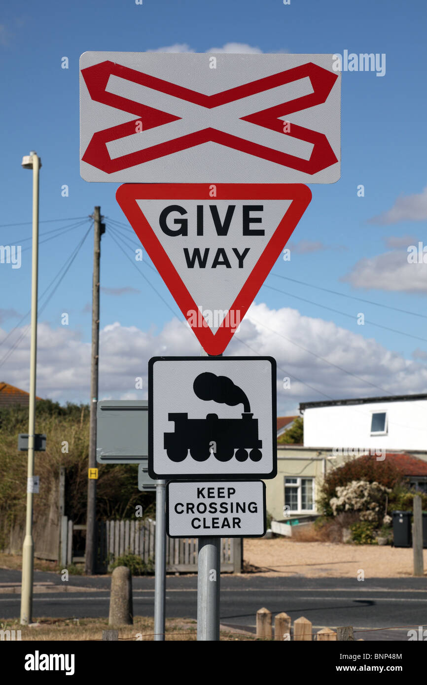 Keep Crossing Clear Sign High Resolution Stock Photography and Images ...