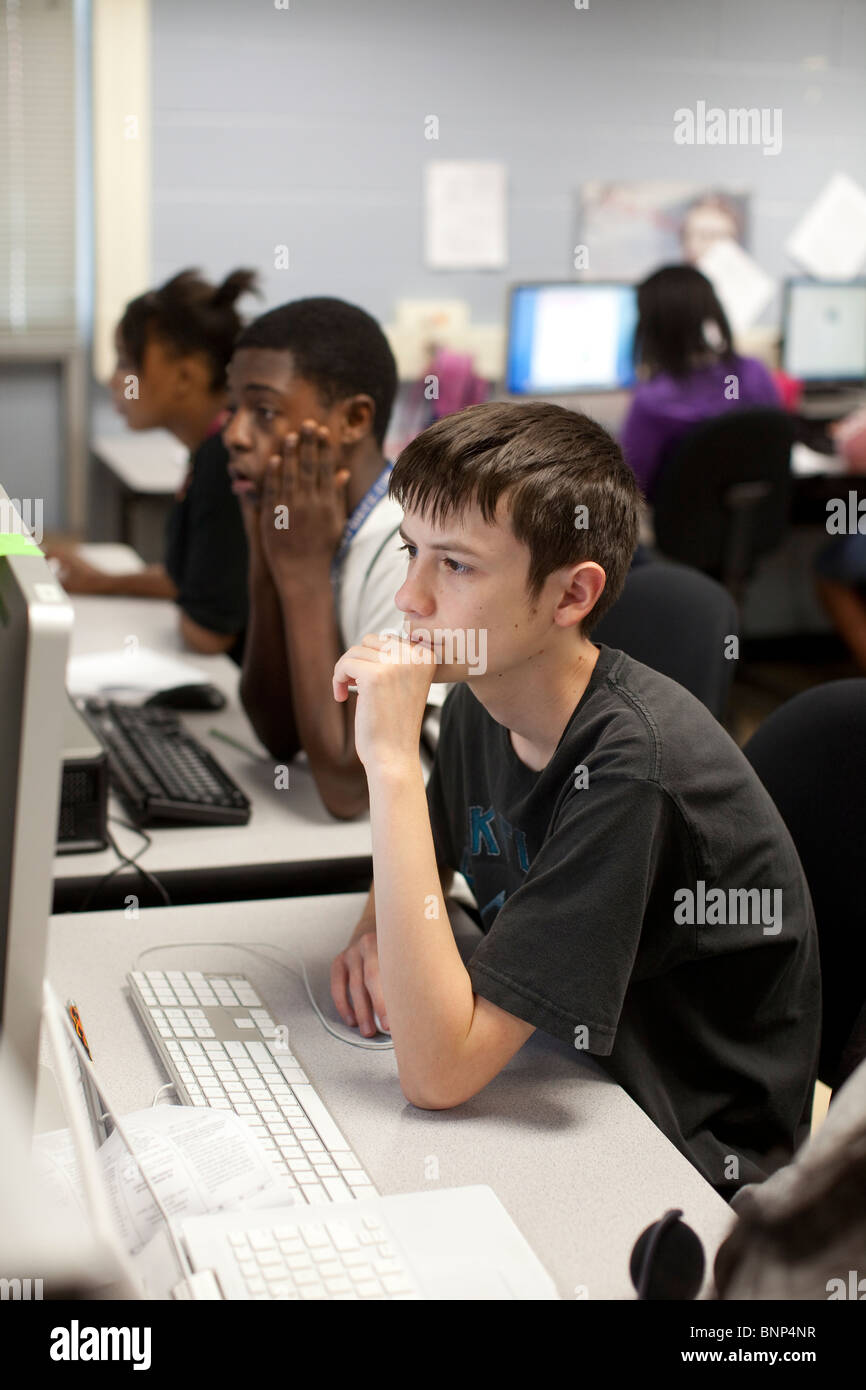 Project based learning classroom hi-res stock photography and images ...