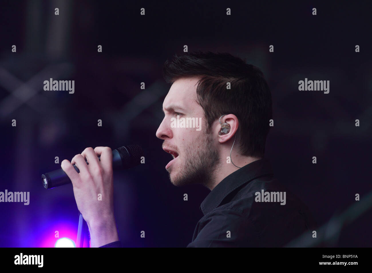 Calvin Harris The Splendour Festival in Nottingham's Wollaton Park ...