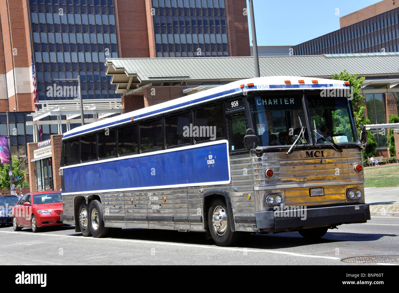 Philadelphia bus hi-res stock photography and images - Alamy