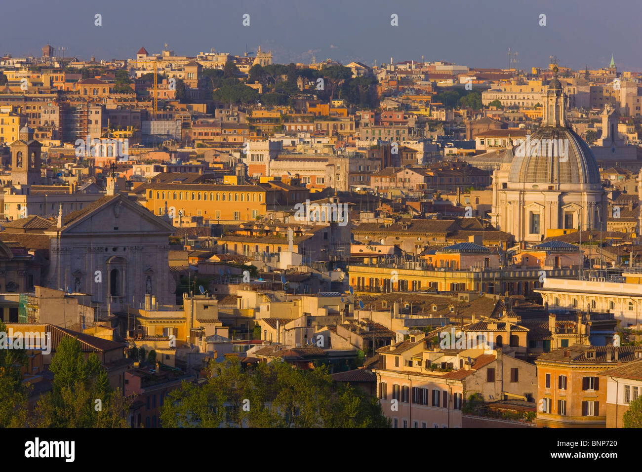 City overview roof tops rome hi-res stock photography and images - Alamy