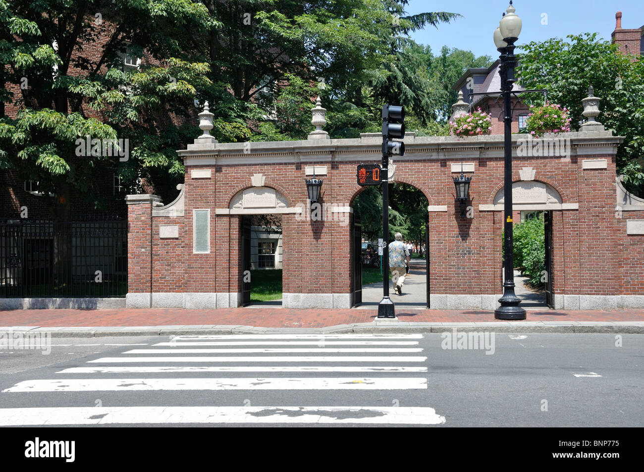 Harvard university gate hi-res stock photography and images - Alamy