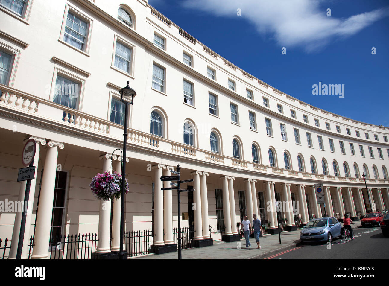 Park crescent london hi-res stock photography and images - Alamy