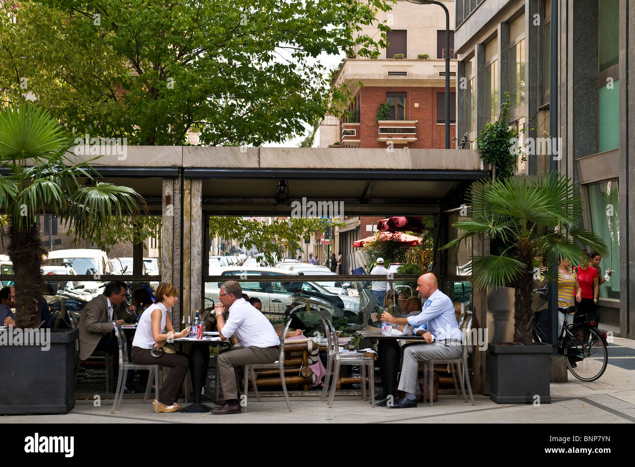 Lunch break, Milan, Italy Stock Photo - Alamy