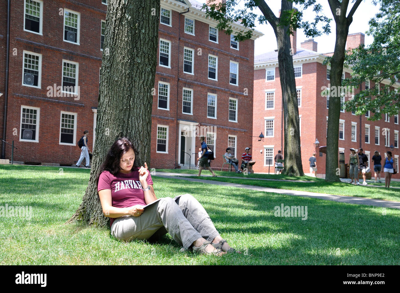 Female harvard student harvard university hi-res stock photography and ...