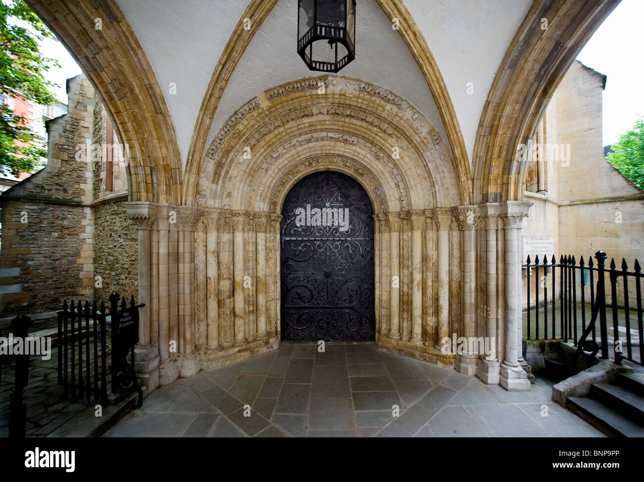 Effigies of the knights templar hi-res stock photography and images - Alamy