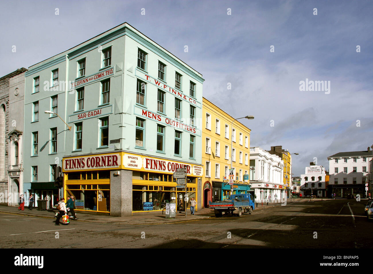 Gents outfitters shop hi-res stock photography and images - Alamy